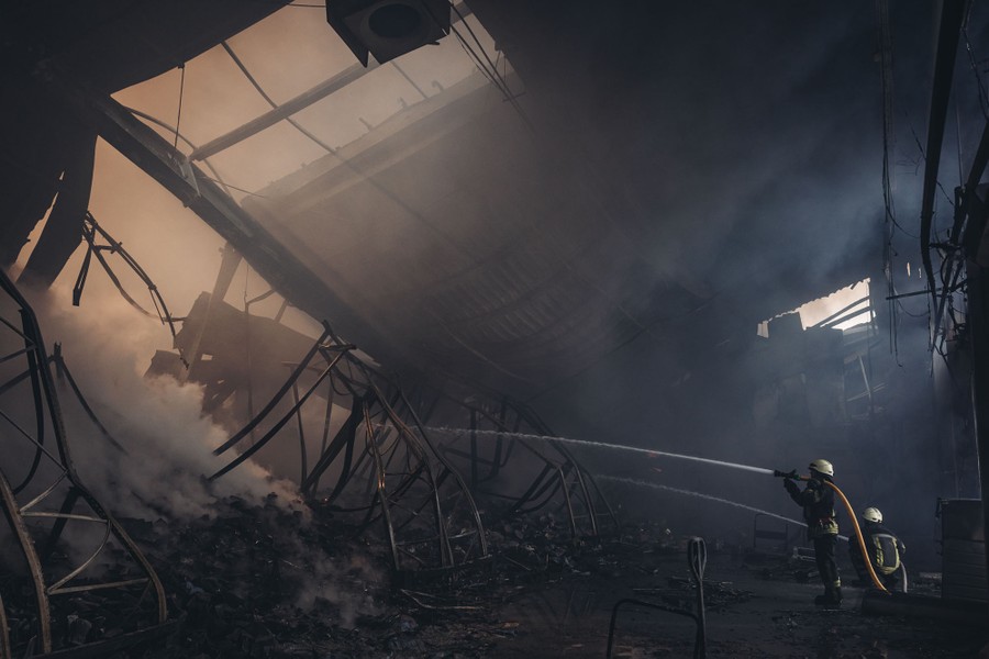 Photos: The Firefighters of Ukraine - The Atlantic