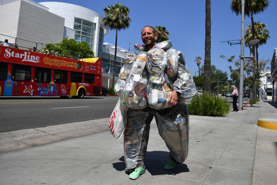 Photos of the Week: Garbage Suit, Mesquite Heat, Bog Commander - The ...