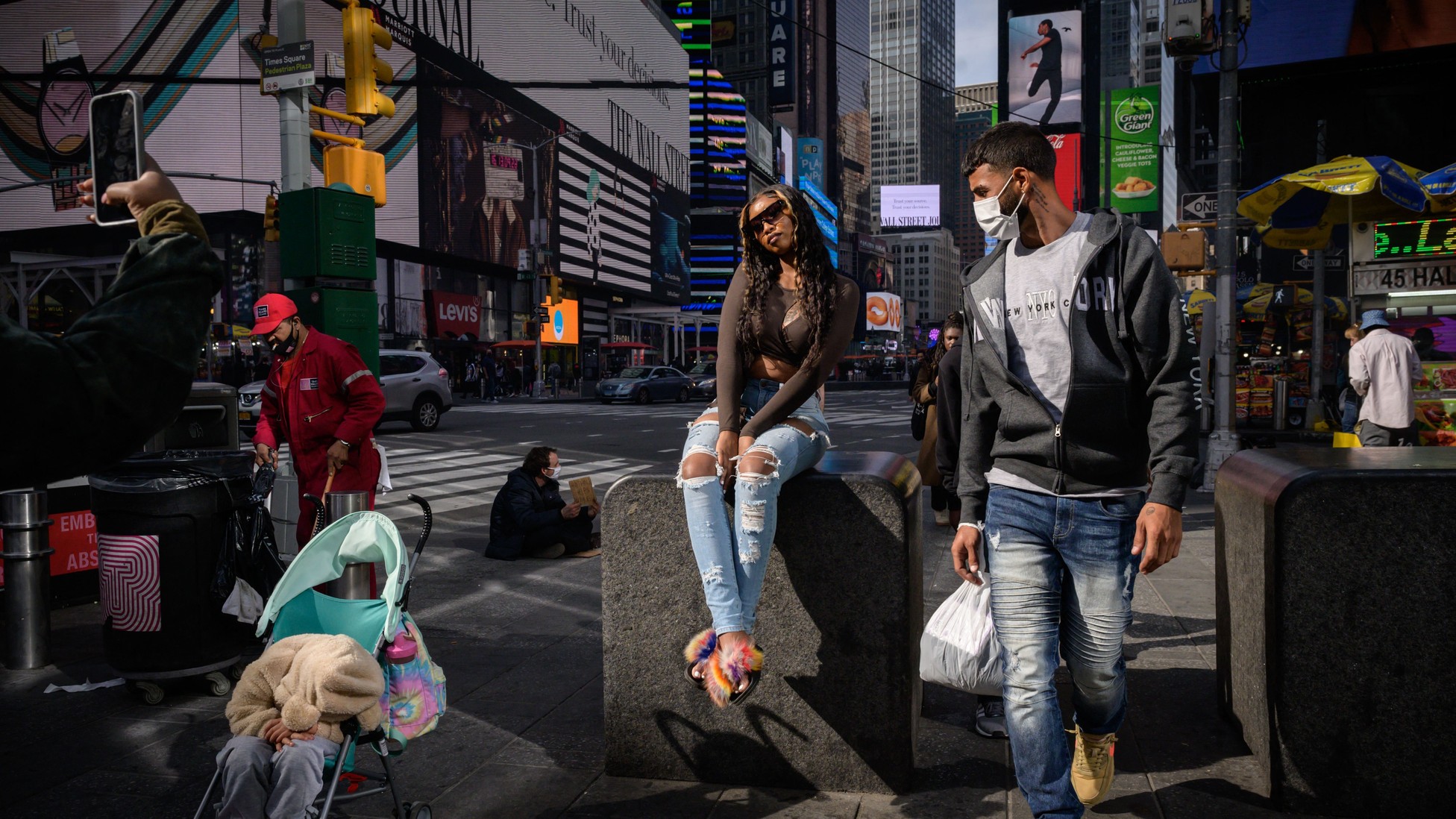 The CDC's New Mask Guidelines Follow the Science - The Atlantic