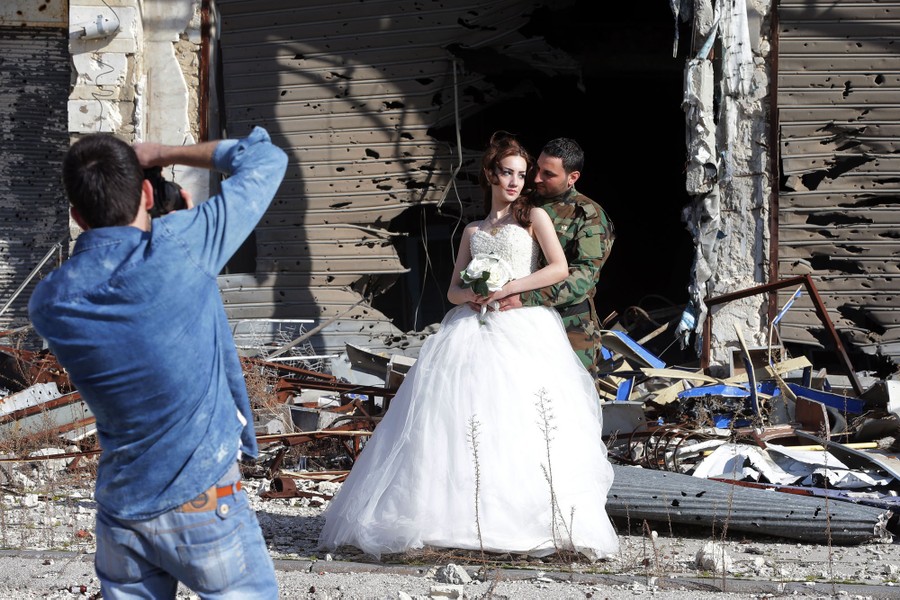 Newlyweds in the Ruins: A Syrian Wedding Photo Shoot - The Atlantic