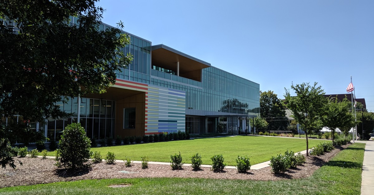 Our Towns: The Library That's Also an Art Gallery - The Atlantic