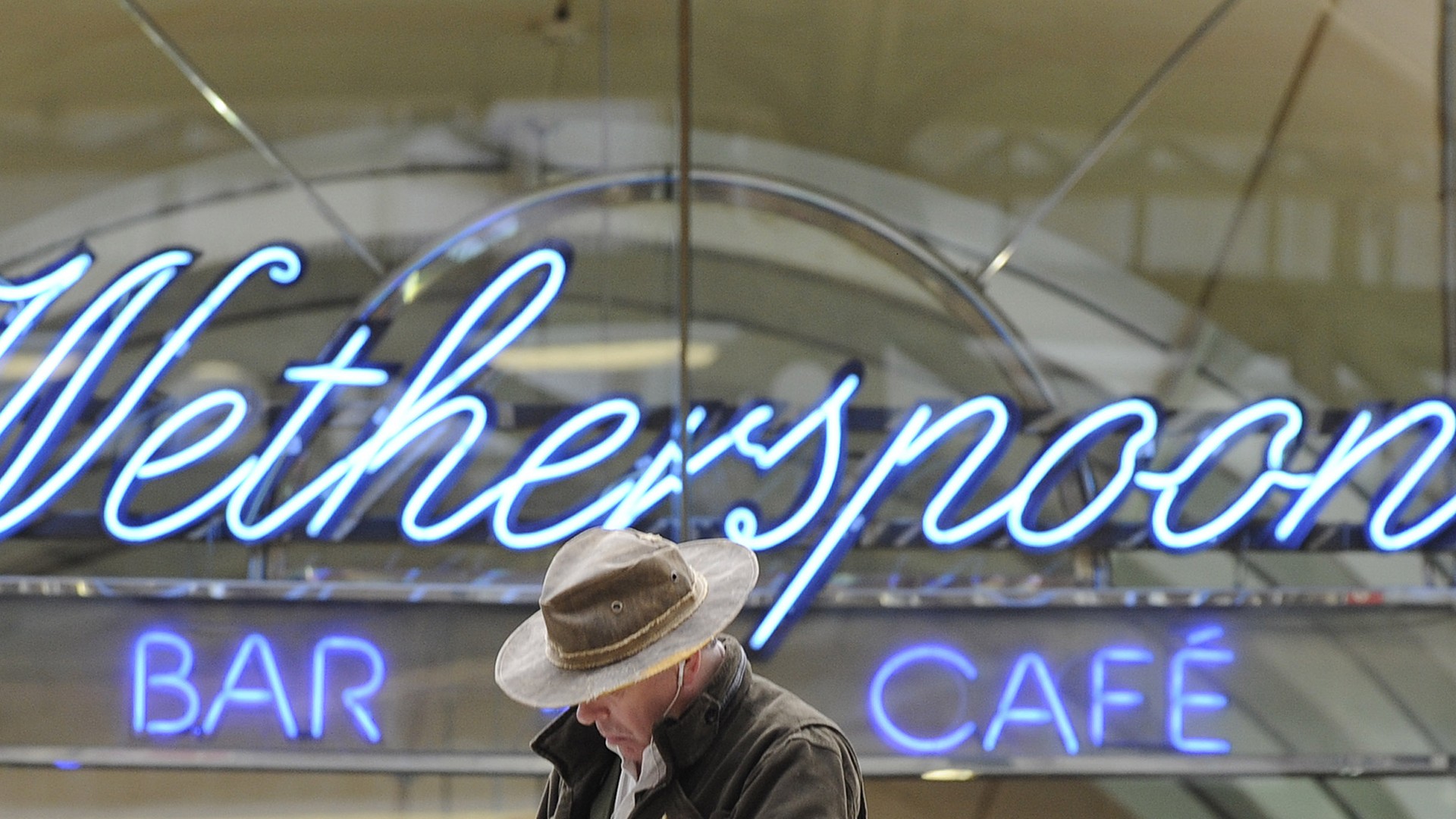 How Brexit Made Wetherspoon's, Britain's Biggest Pub, Political - The ...