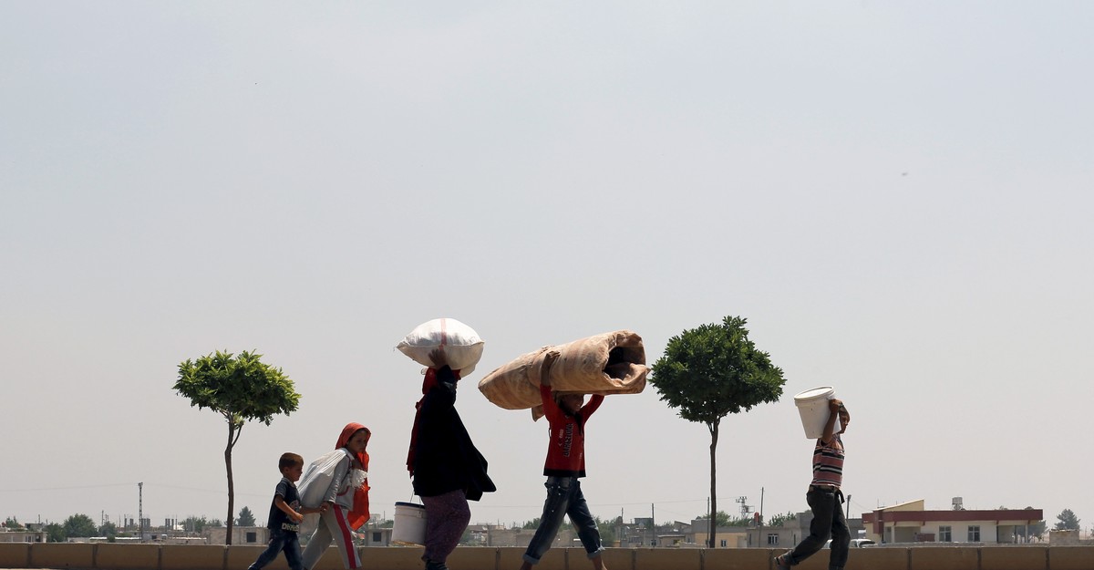 More Than 60 Million Refugees Worldwide: 2015 Global Peace Index - The ...