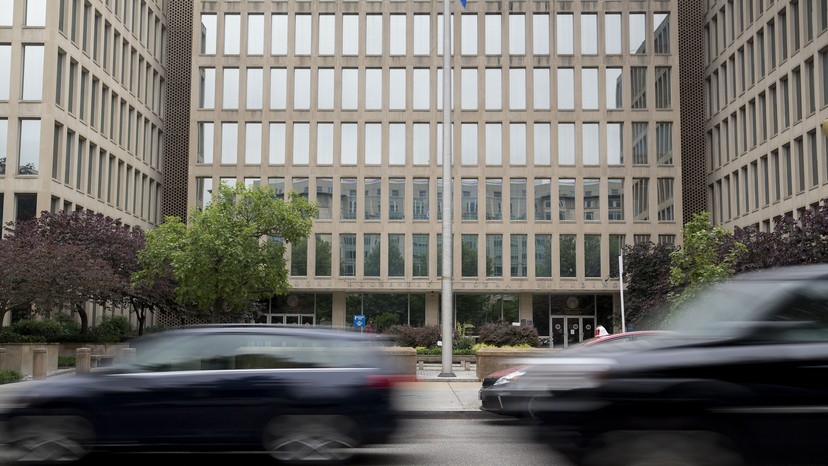 Feds Award Contract to Notify and Protect the 21.5 Million Victims of ...