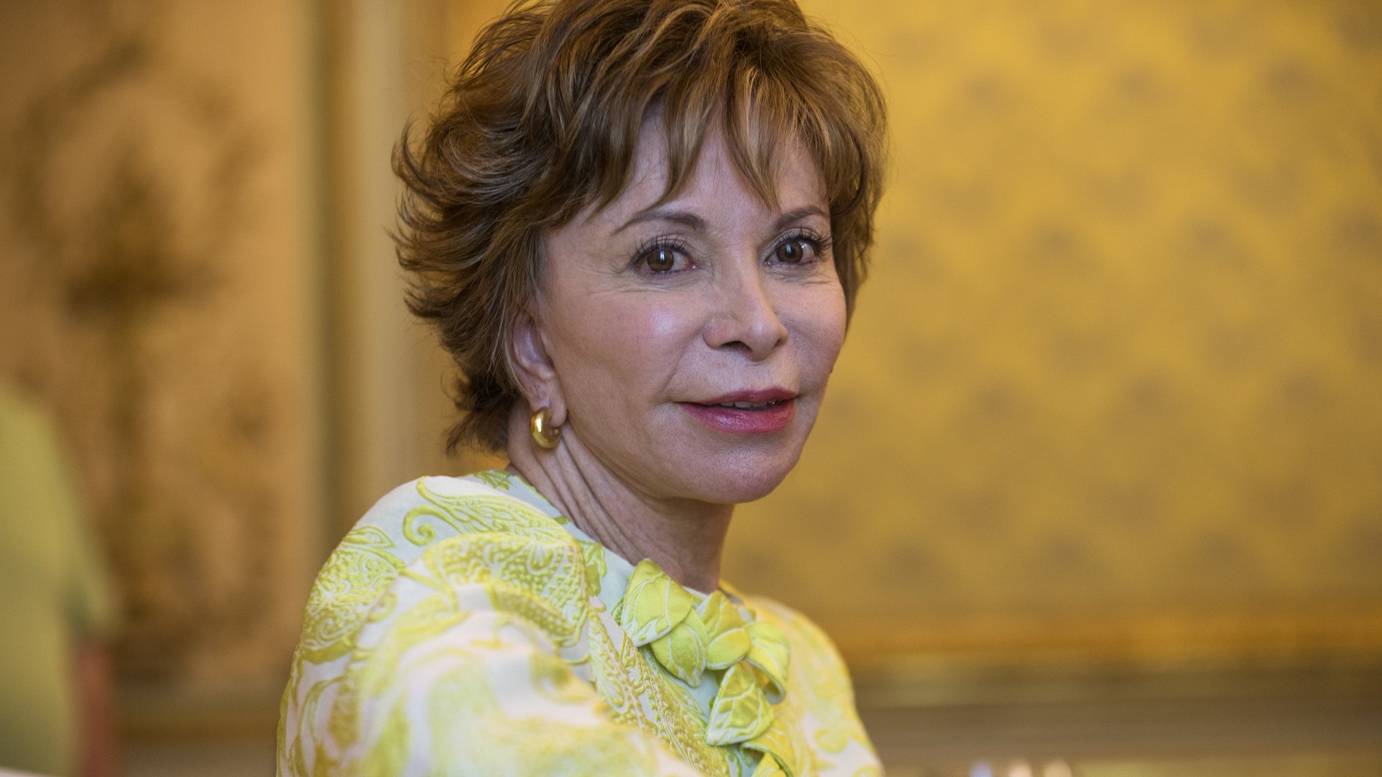 Isabel Allende’s National Book Awards Speech: Writing Advice - The Atlantic