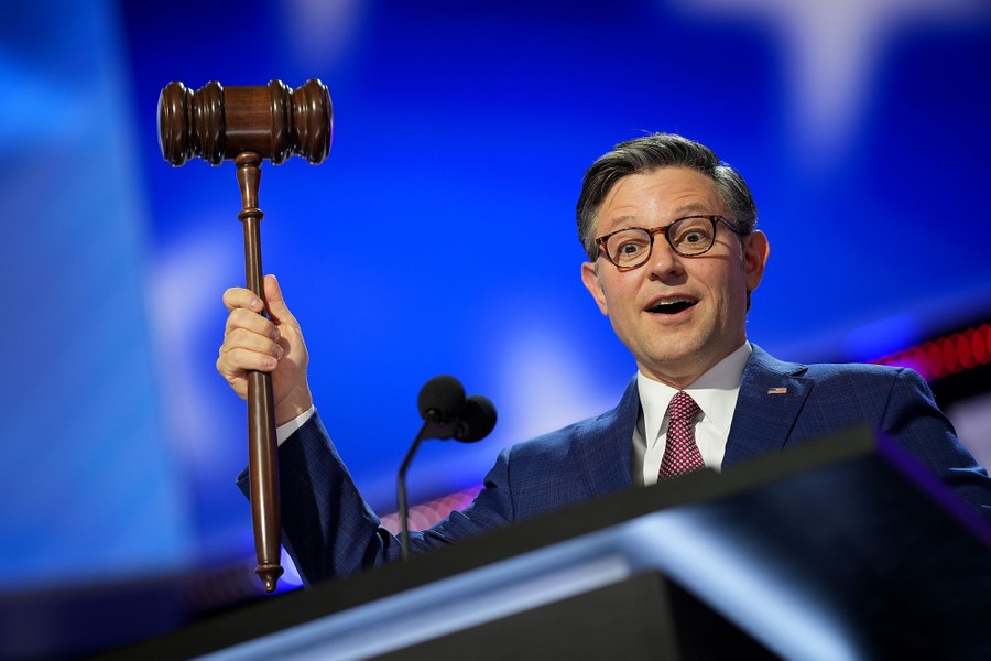 Photos of the Week: Gruffalo Maze, Panama Swing, Luminous Mane - The ...