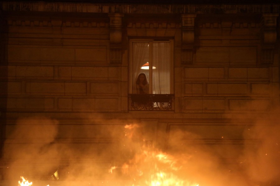 Photos of the Paris “Yellow Vest” Riots - The Atlantic