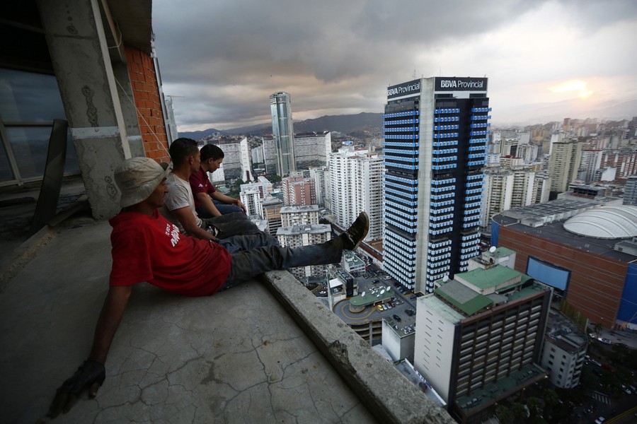 Squatters in Venezuela's 45-Story 'Tower of David' - The Atlantic