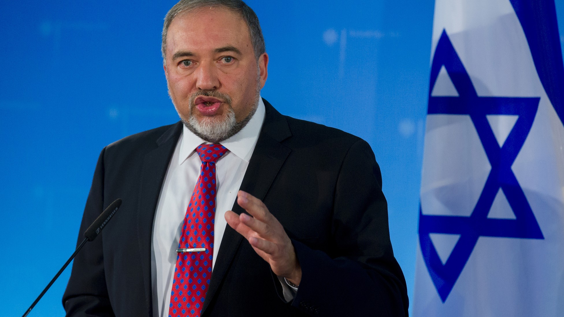 Israel's Foreign Minister Wants to Pay Israeli Arabs to Leave - The ...