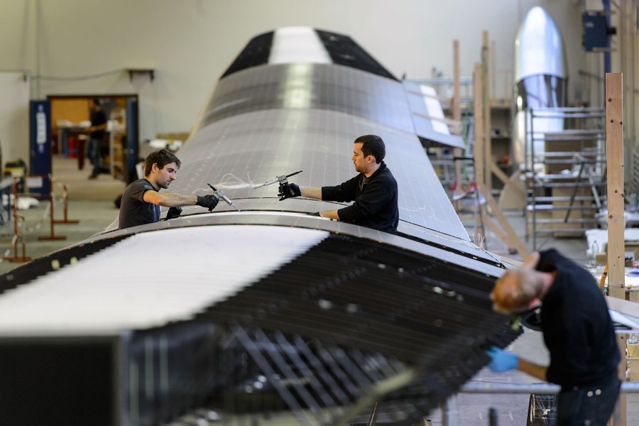 Flying Around the World in a Solar Powered Plane - The Atlantic