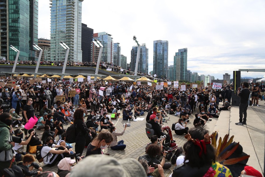 Images From a Worldwide Protest Movement - The Atlantic