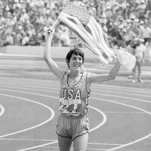 The Marathon That Changed How the World Saw Women Runners - The Atlantic