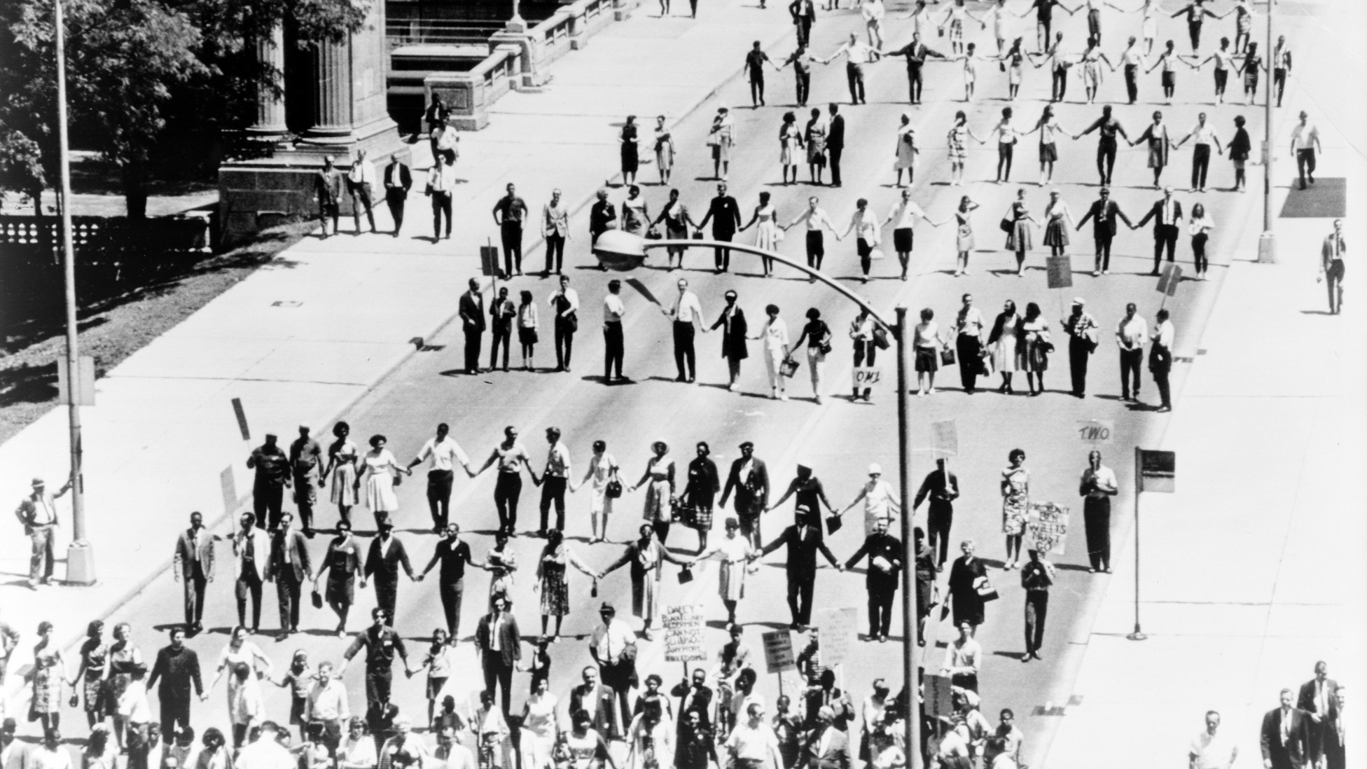 Bernie Sanders and School Segregation in Chicago - The Atlantic