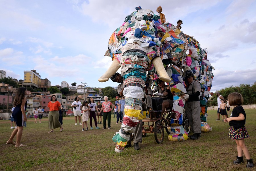 Photos of the Week: Smart Lander, Elephant Puppet, Zozobra Burning ...