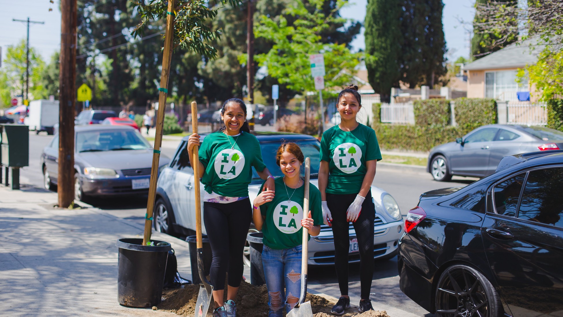 Our Towns: A Plan to Grow 90,000 Trees in Los Angeles - The Atlantic