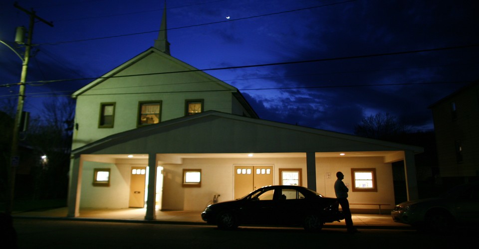 The Lonely Poverty of America's White Working Class - The Atlantic