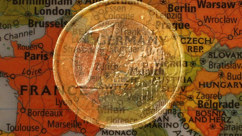 Crisis in Greece: Why Are Currency Unions Like the Euro Zone So ...