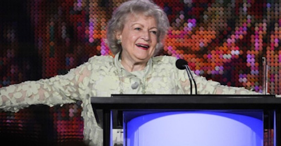 Betty White on Surviving 63 Years in Show Business With No Backbone ...