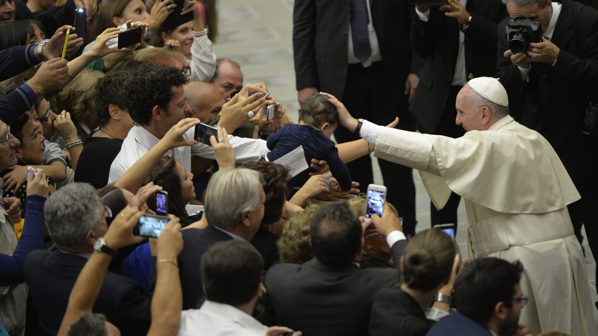 How the Hill Prepares for "Pope-Mania" - The Atlantic