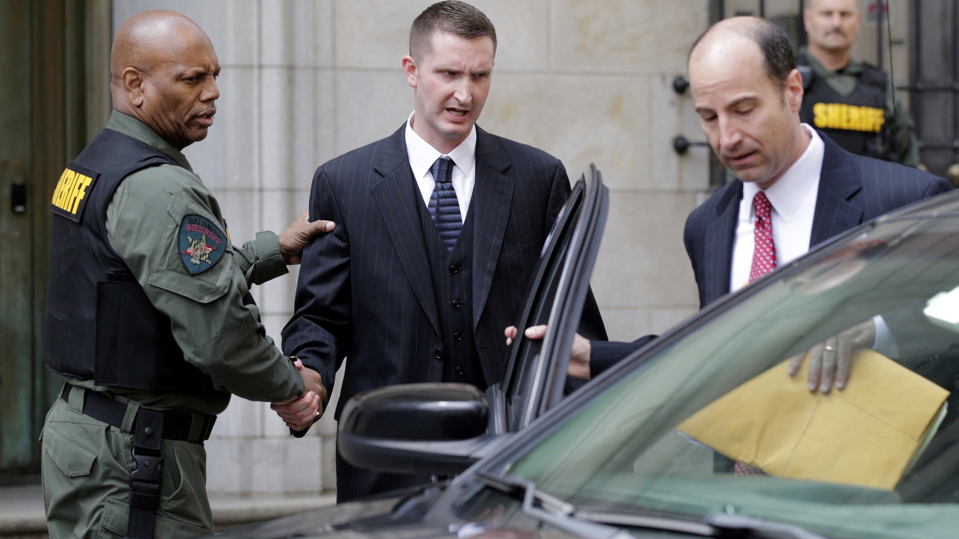 One of the Police Officers in the Freddie Gray Case Has Been Acquitted ...