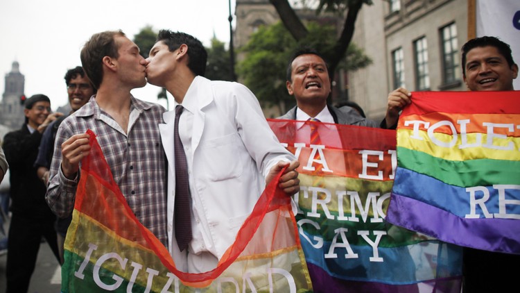 Mexico's President Calls for a Country #SinHomofobia - The Atlantic