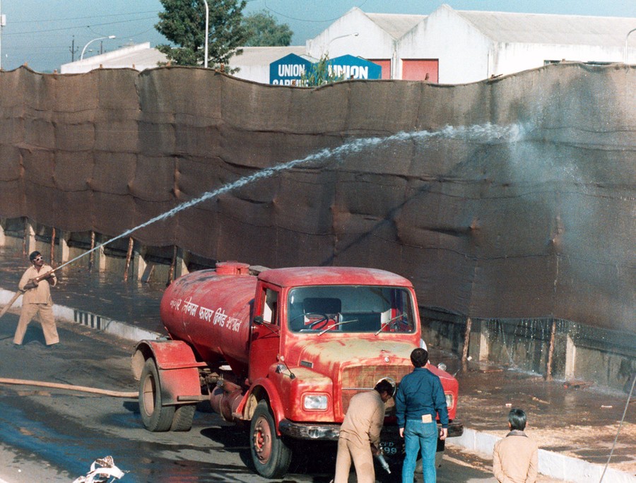 Bhopal: The World's Worst Industrial Disaster, 30 Years Later - The ...