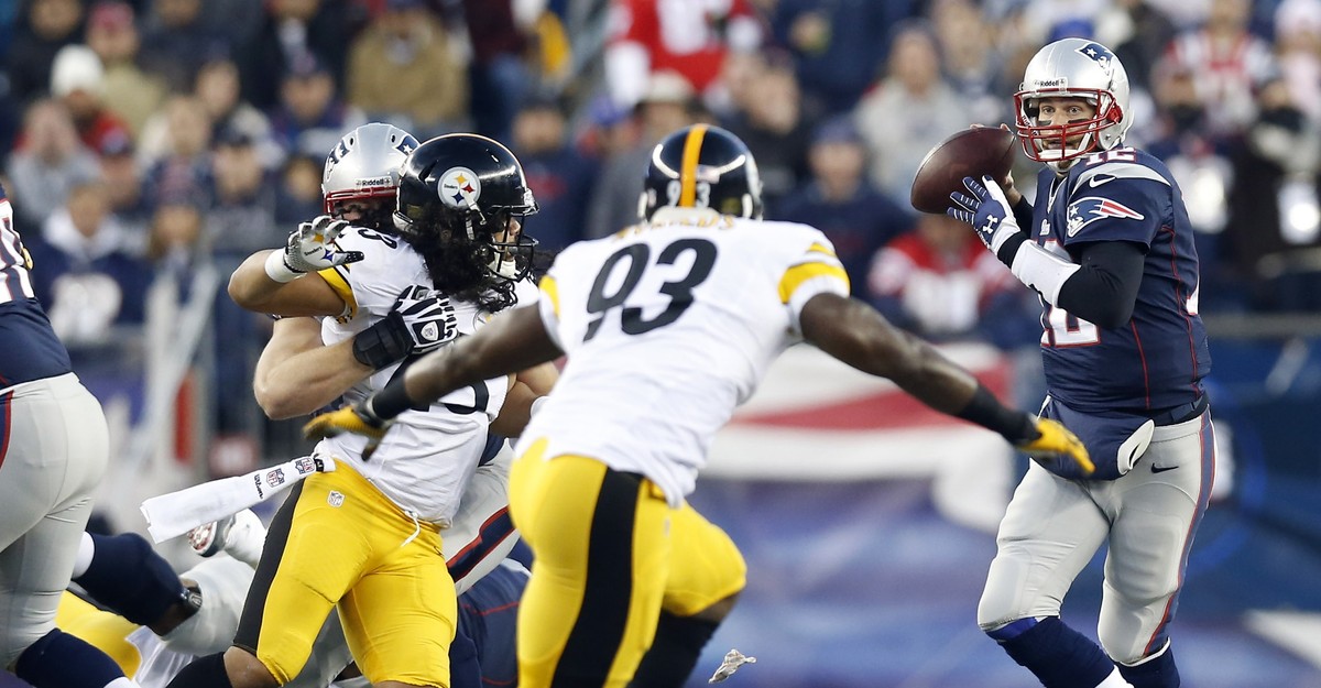 A Summer of Controversy Hasn't Scared Away NFL Sponsors - The Atlantic