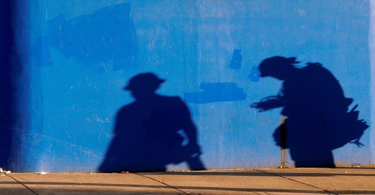 Low-Paying Jobs Can Be Worse for Health Than No Job - The Atlantic