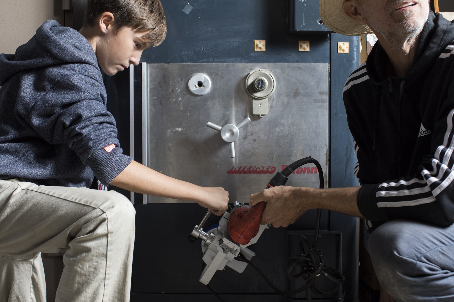 A Professional Safecracker Reveals His Craft - The Atlantic