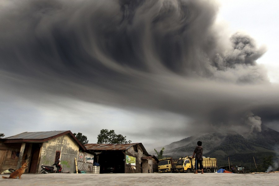 The Eruptions of Mount Sinabung - The Atlantic