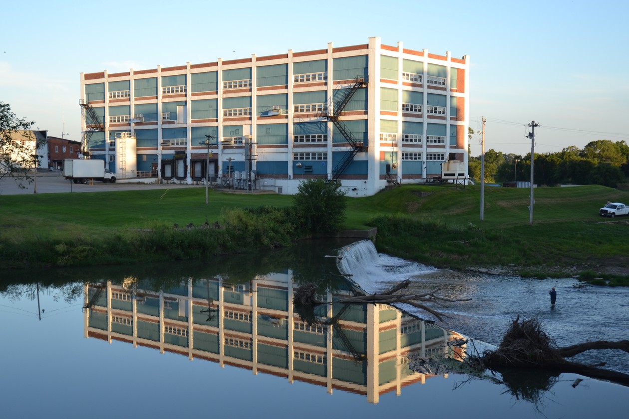 Hanover's Factory Closes as Production Shifts to Mexico - The Atlantic