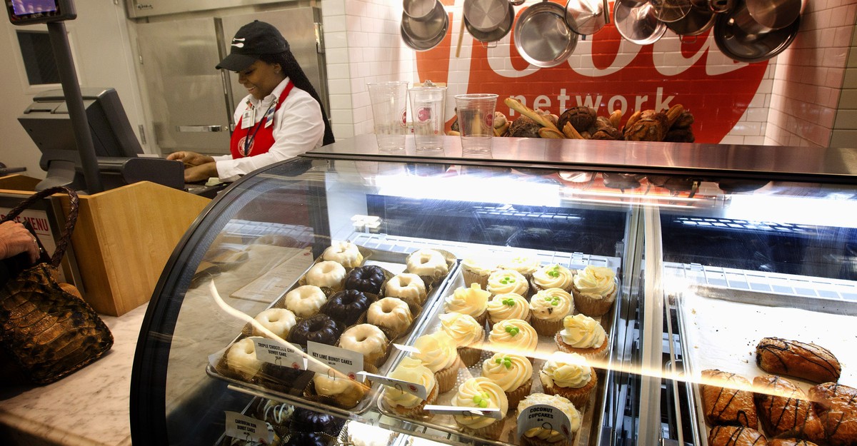 Characteristics of the Minimum-Wage Workforce - The Atlantic