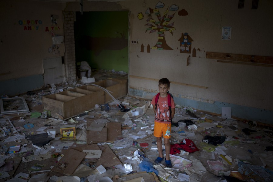 Ukrainian Students Revisit Their Destroyed School - The Atlantic