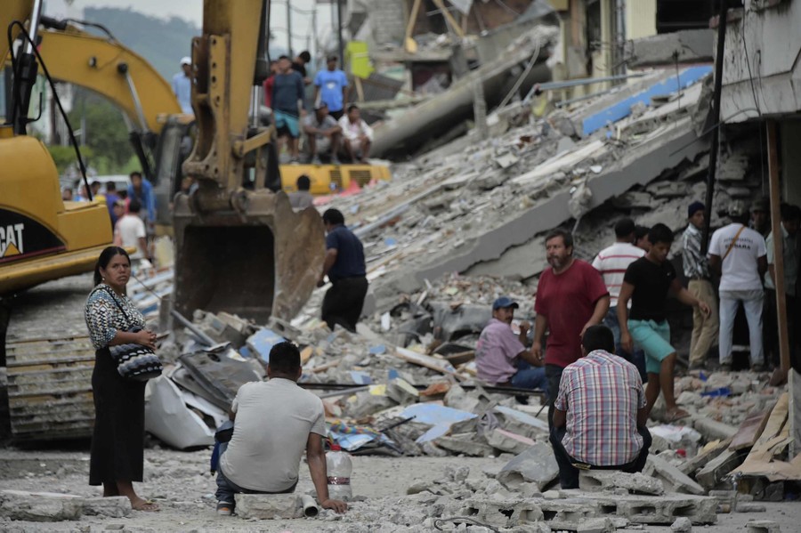 1,700 People Are Still Missing After Ecuador's Earthquake - The Atlantic