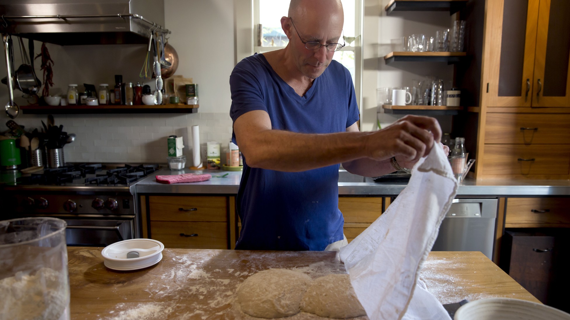 'Cooked': Michael Pollan Wants Americans to Get Back in the Kitchen ...