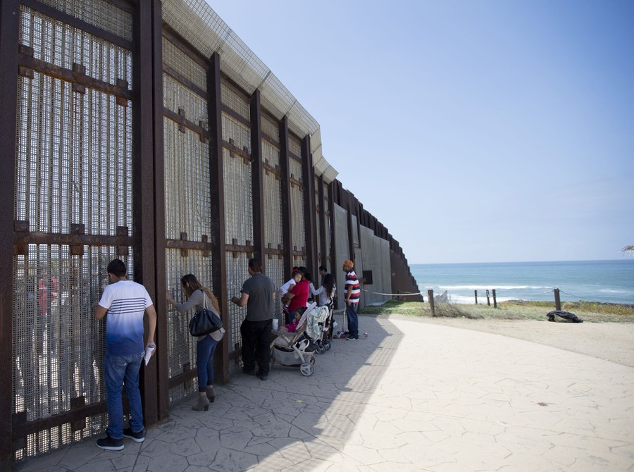 Photos of a Divided America - The Atlantic