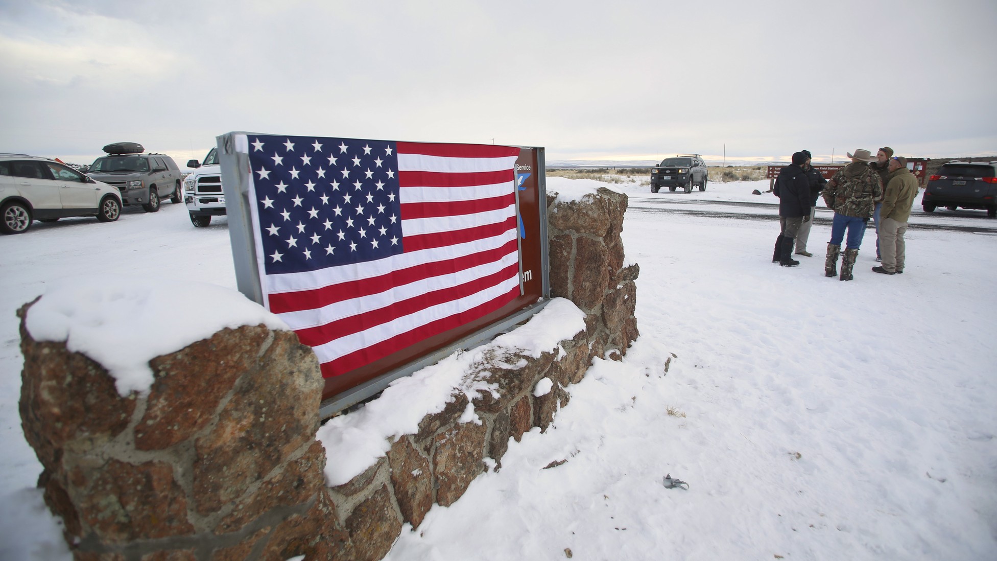 How the Federal Government Is Responding to the Oregon Armed Standoff ...