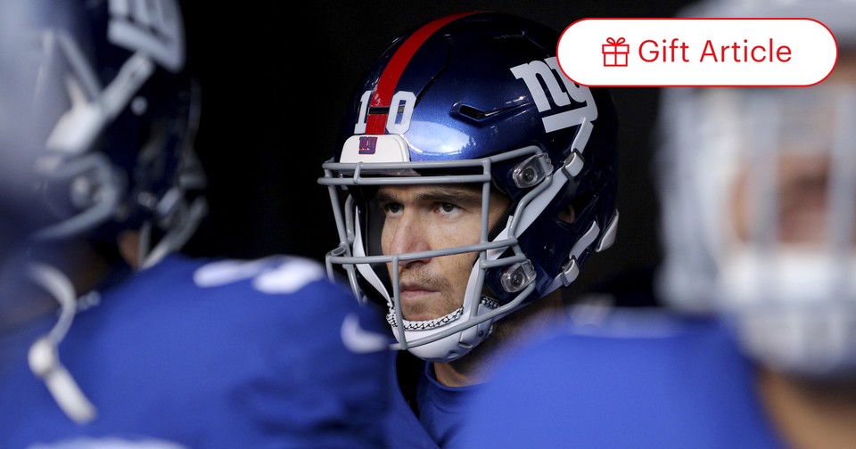 eli manning interception face