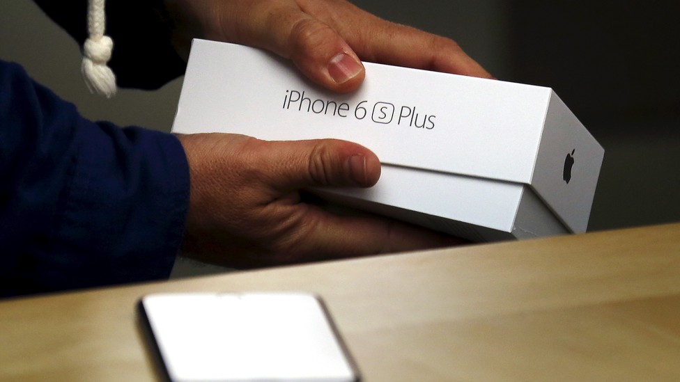 The FBI Wants to Break Into Lots of Phones - The Atlantic