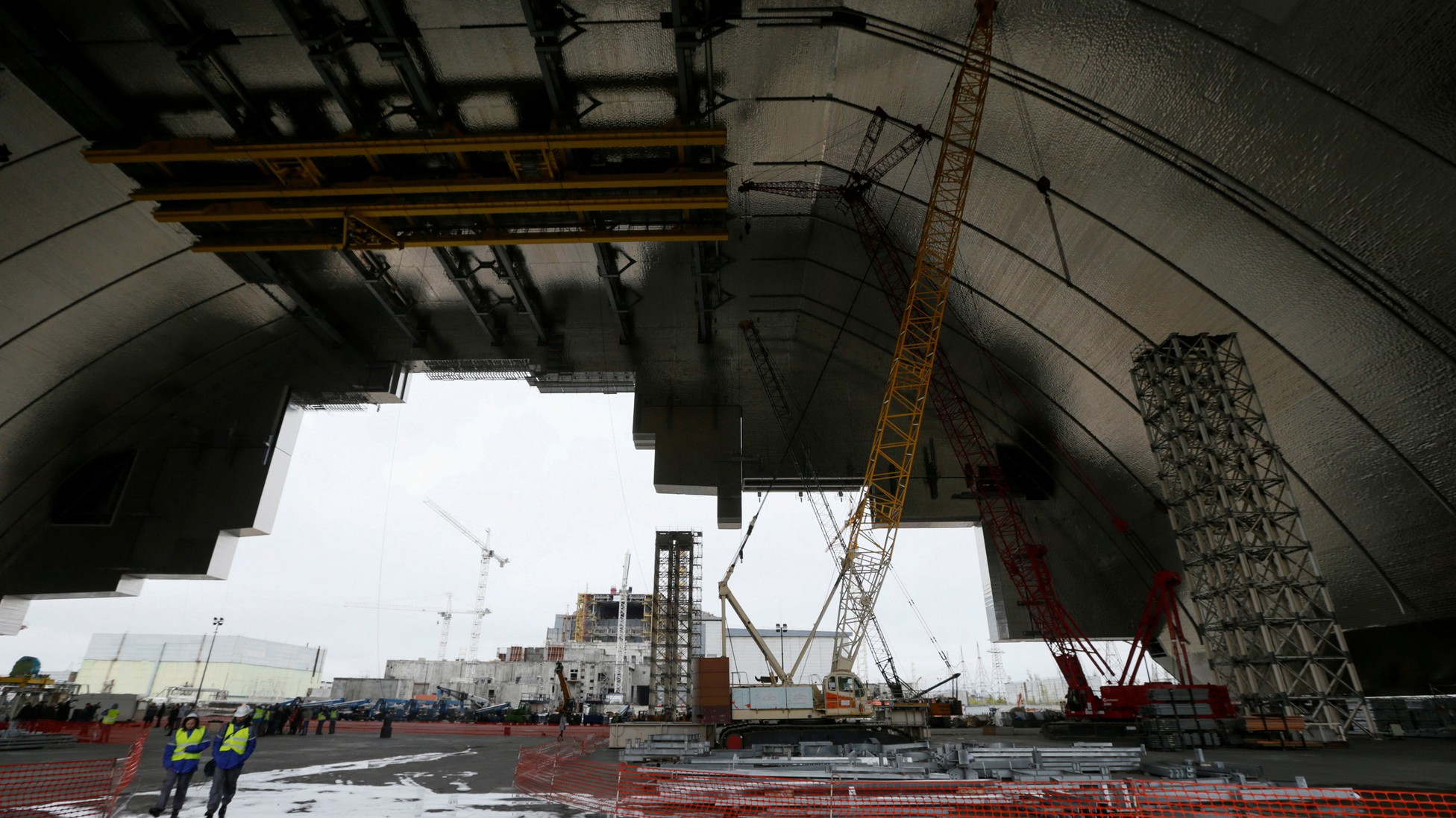 The International Effort to Contain Chernobyl for 100 Years - The Atlantic