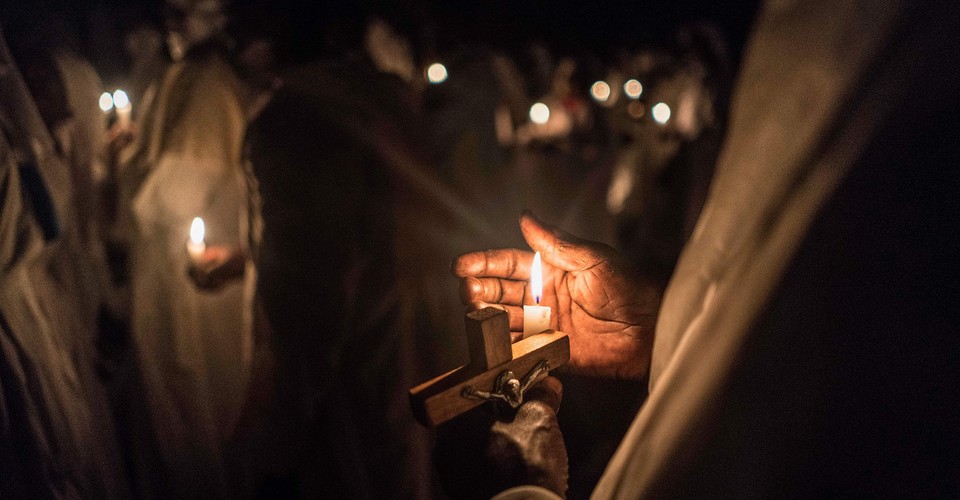 Photos of Midnight Mass and Holy Observances of Christmas - The Atlantic