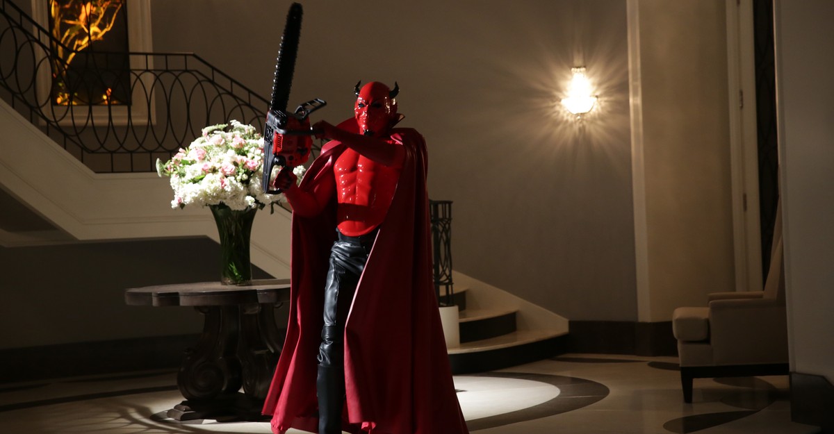 Review: Fox's 'Scream Queens' Is Only Watchable When It's Disgusting ...