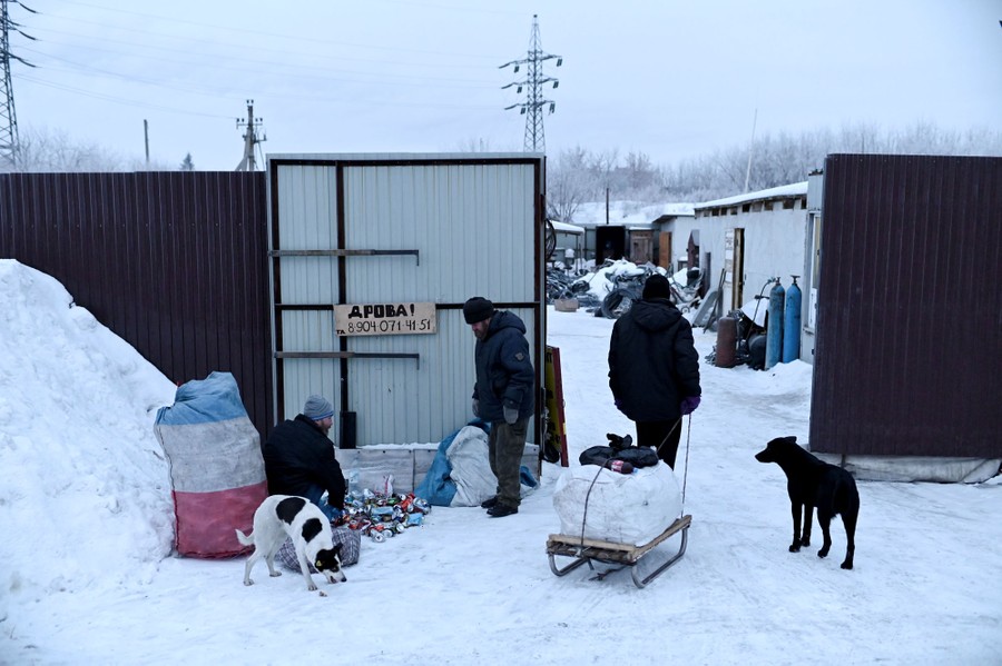 Photos: Homeless in Siberia—Surviving the Winter - The Atlantic