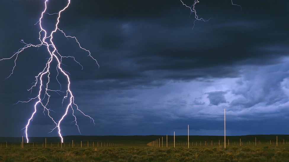 The Art Exhibit for the Anti-Instagram Age - The Atlantic