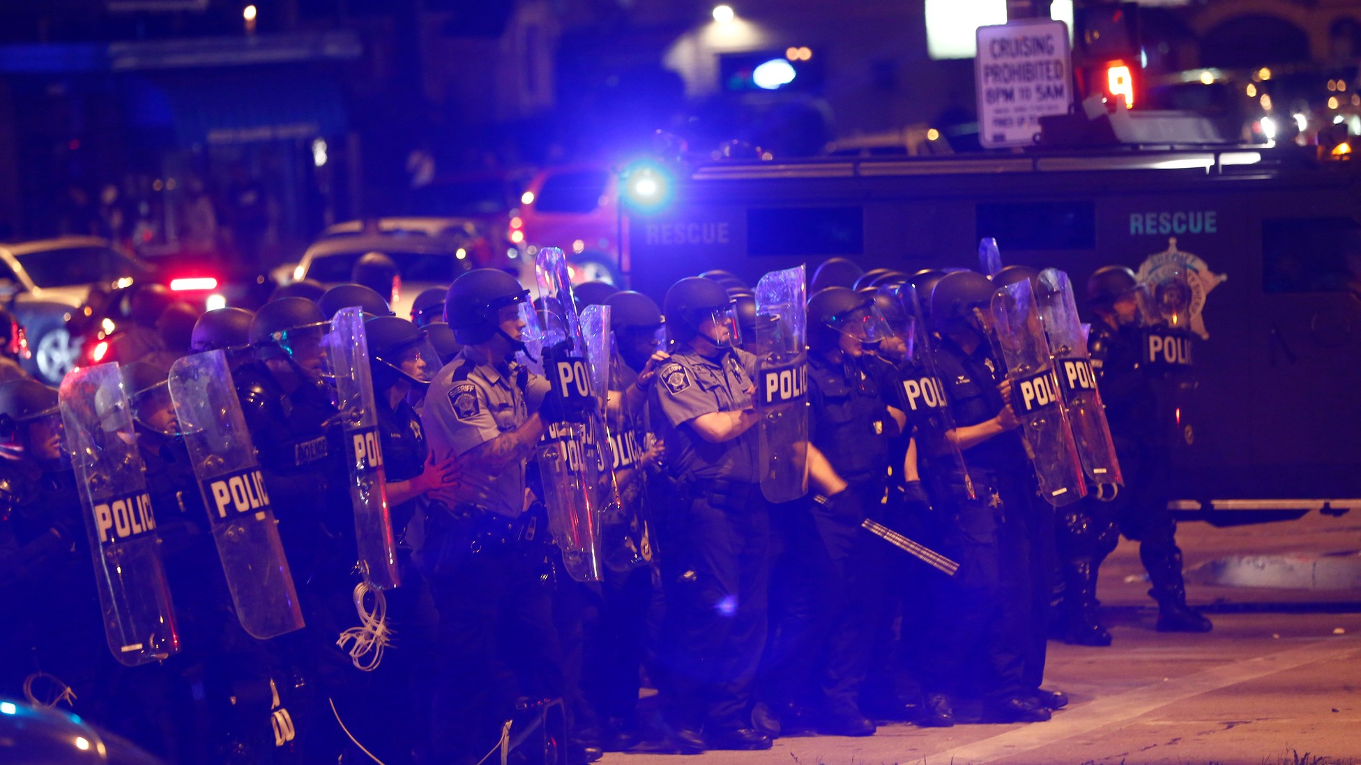 The Second Night of Protests in Milwaukee Turned Violent - The Atlantic