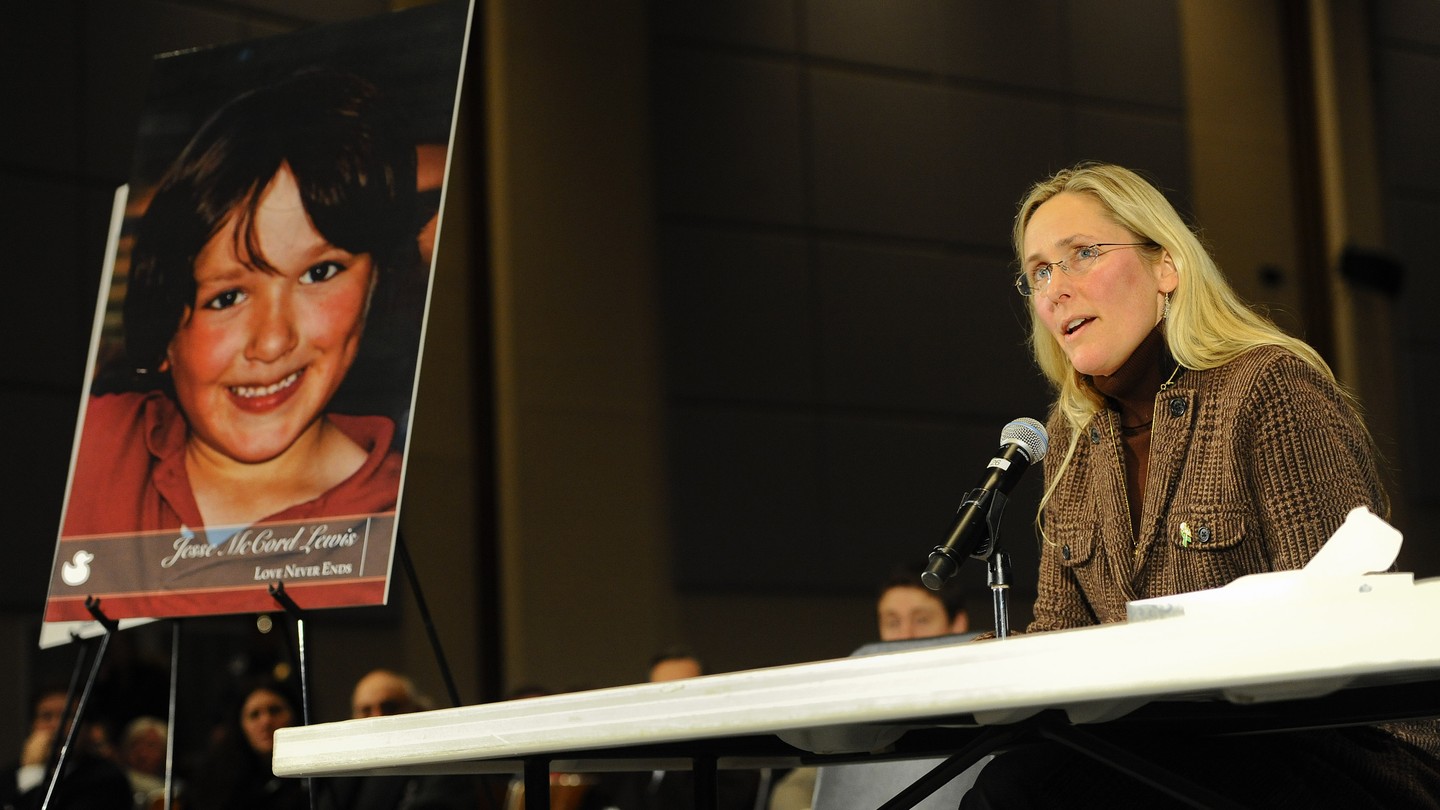 Scarlett Lewis Remembers the Sandy Hook Shooting - The Atlantic