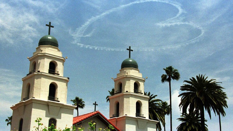 The Lost Art of Skywriting - The Atlantic