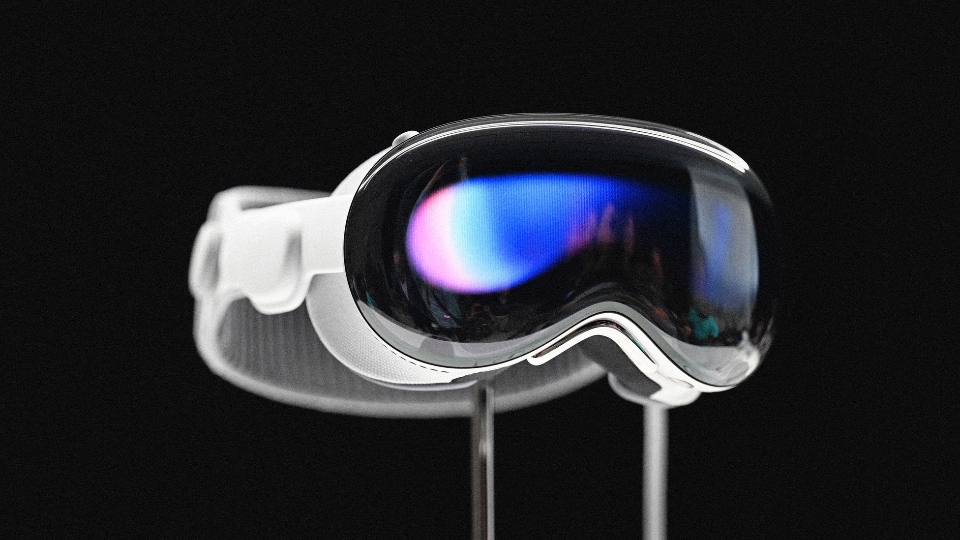 The Apple Vision Pro Is Spectacular and Sad - The Atlantic