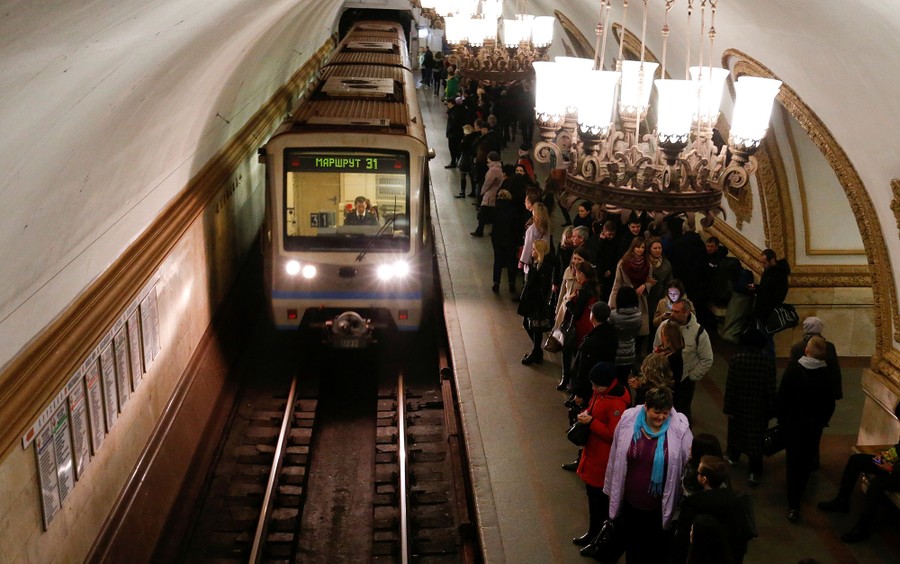 Scenes From the Moscow Metro - The Atlantic