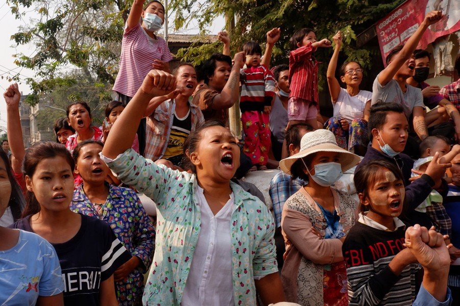 Photos: Protests Continue in Myanmar, Despite Crackdown - The Atlantic